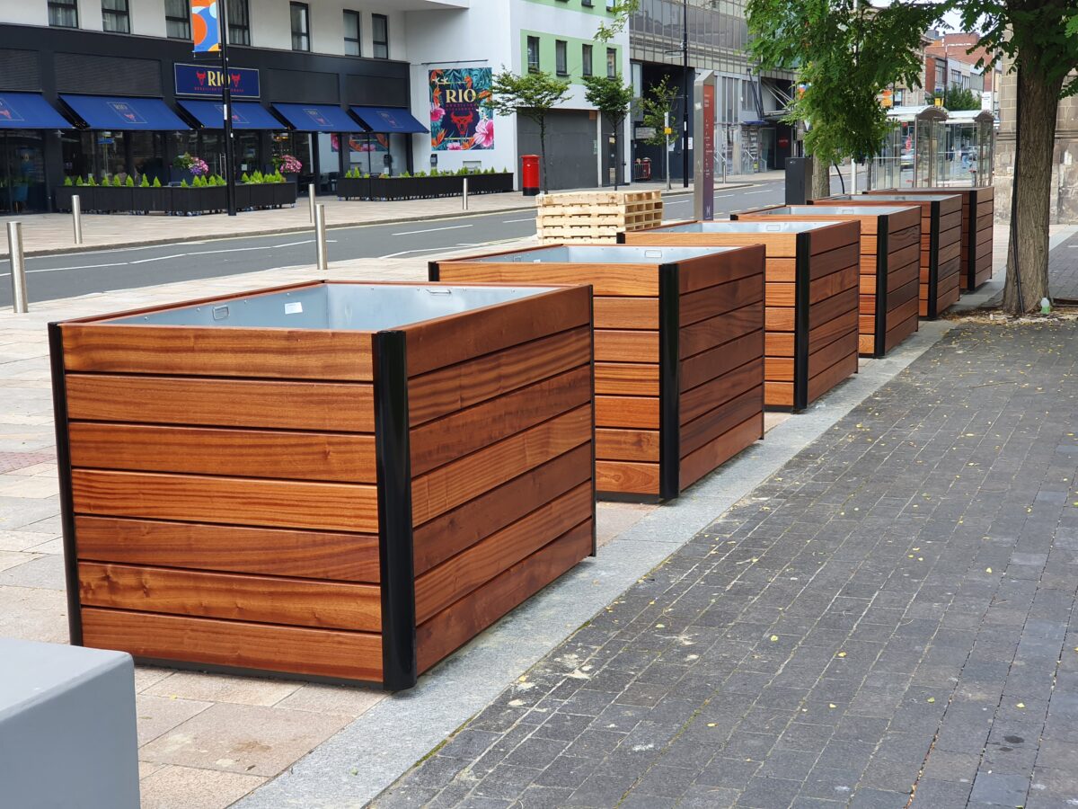 HVM Toledo PAS 68 Timber Planter - CT40 - Townscape Products
