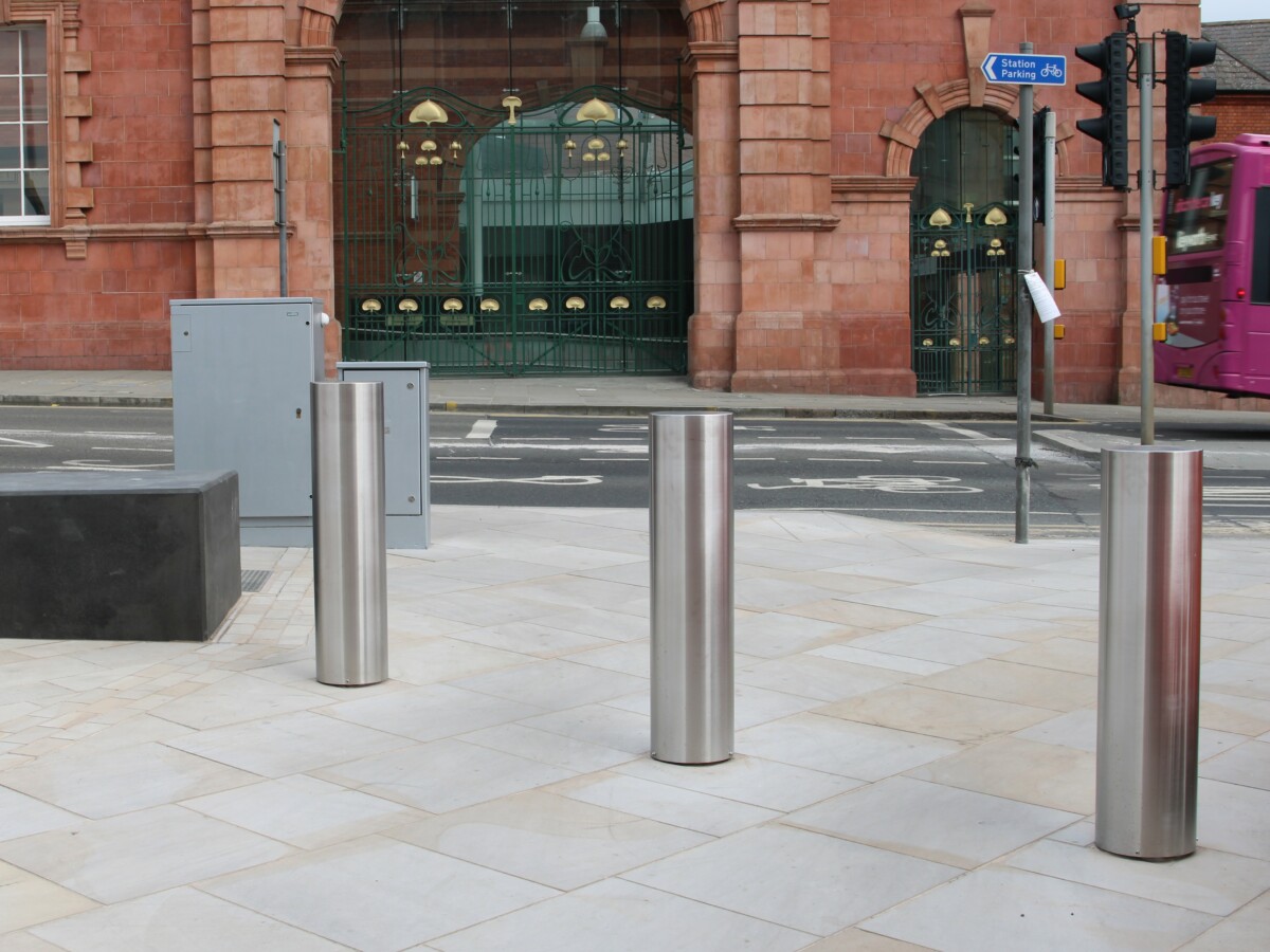 PAS 68 Bollard Sleeve Premium Diamond Stainless Steel 219 - Townscape ...