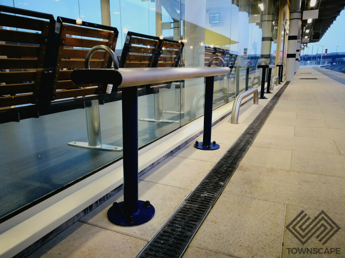 Rail & Station Seating - Townscape Products