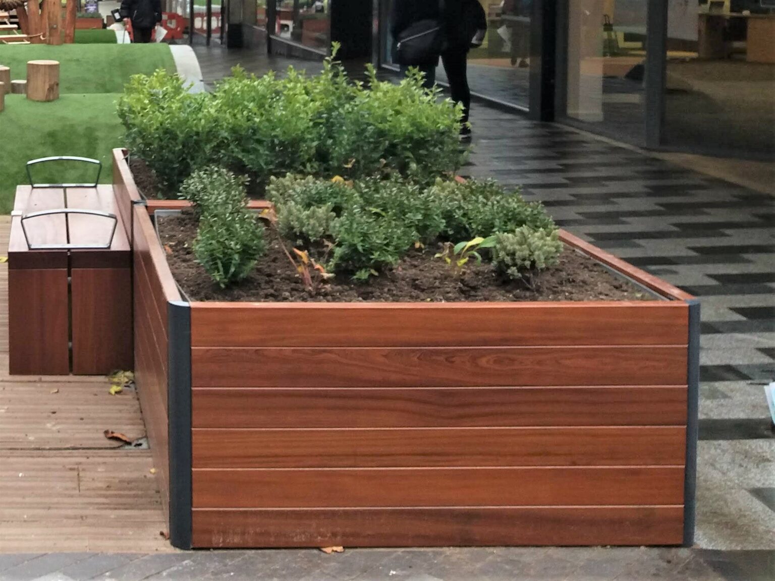 Street Planters - Stylish Commercial Urban Large Concrete Planters