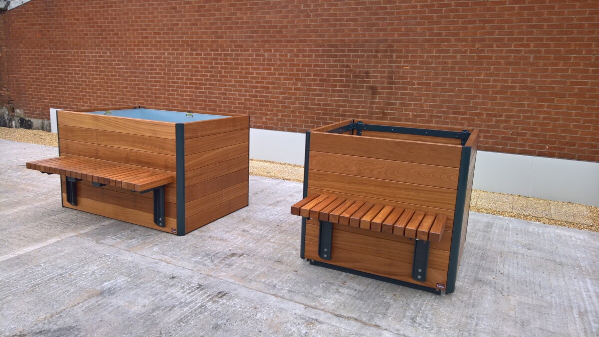 HVM Toledo PAS 68 Timber Planter – CT USM with Seating 40 mph ...