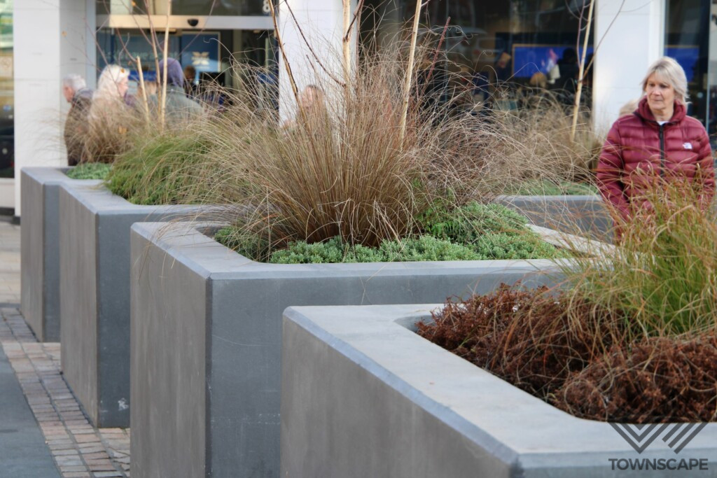 CT Block Planter 1790 - Ultra shallow Mount - Townscape Products