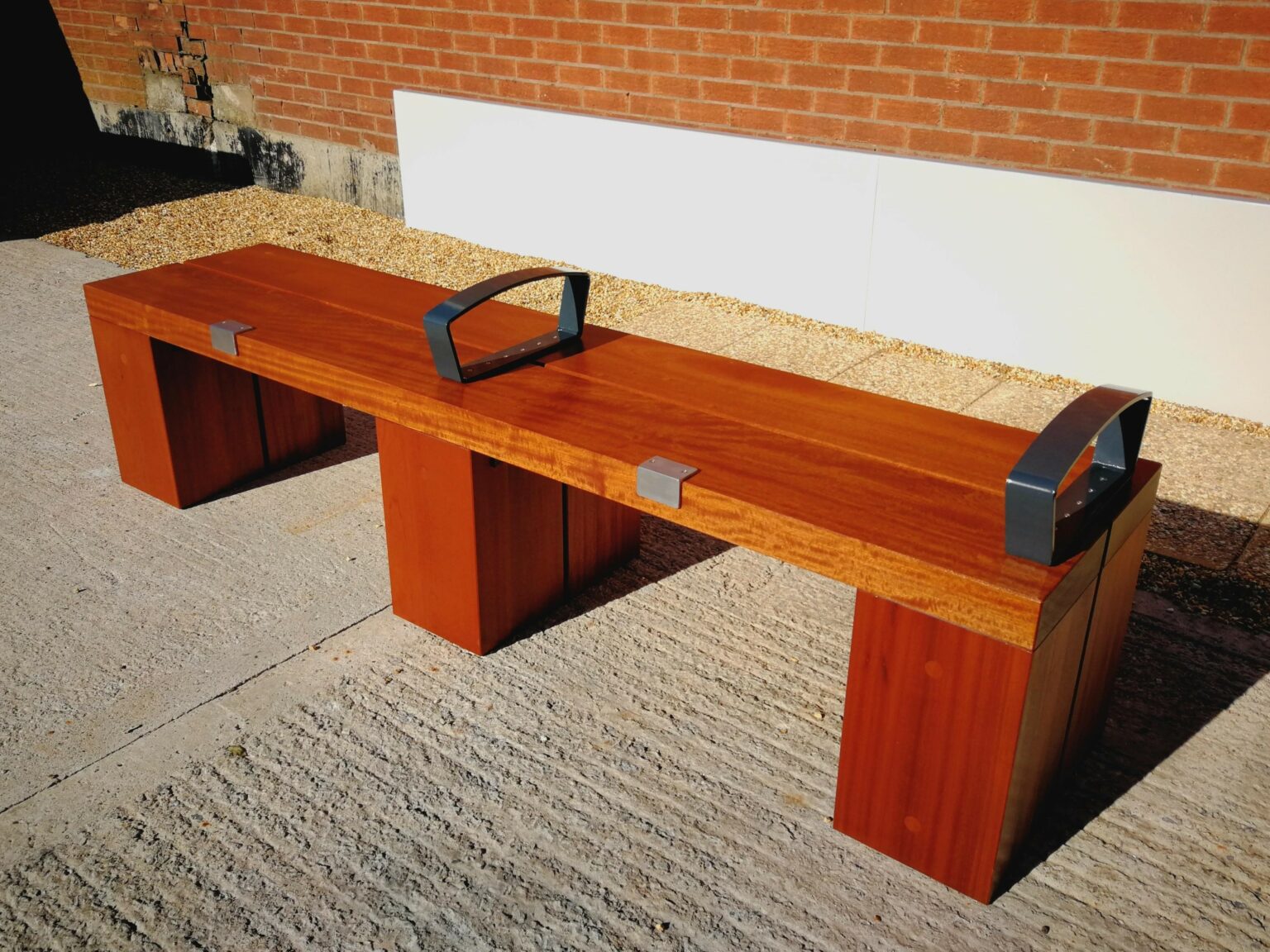 Street Seating & Exterior Outdoor Seating - Townscape Products