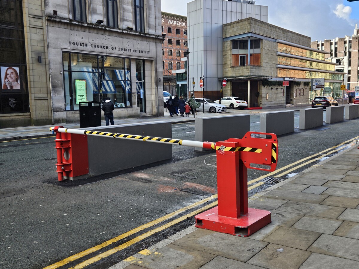 HVM Traffic Barrier - Townscape Products
